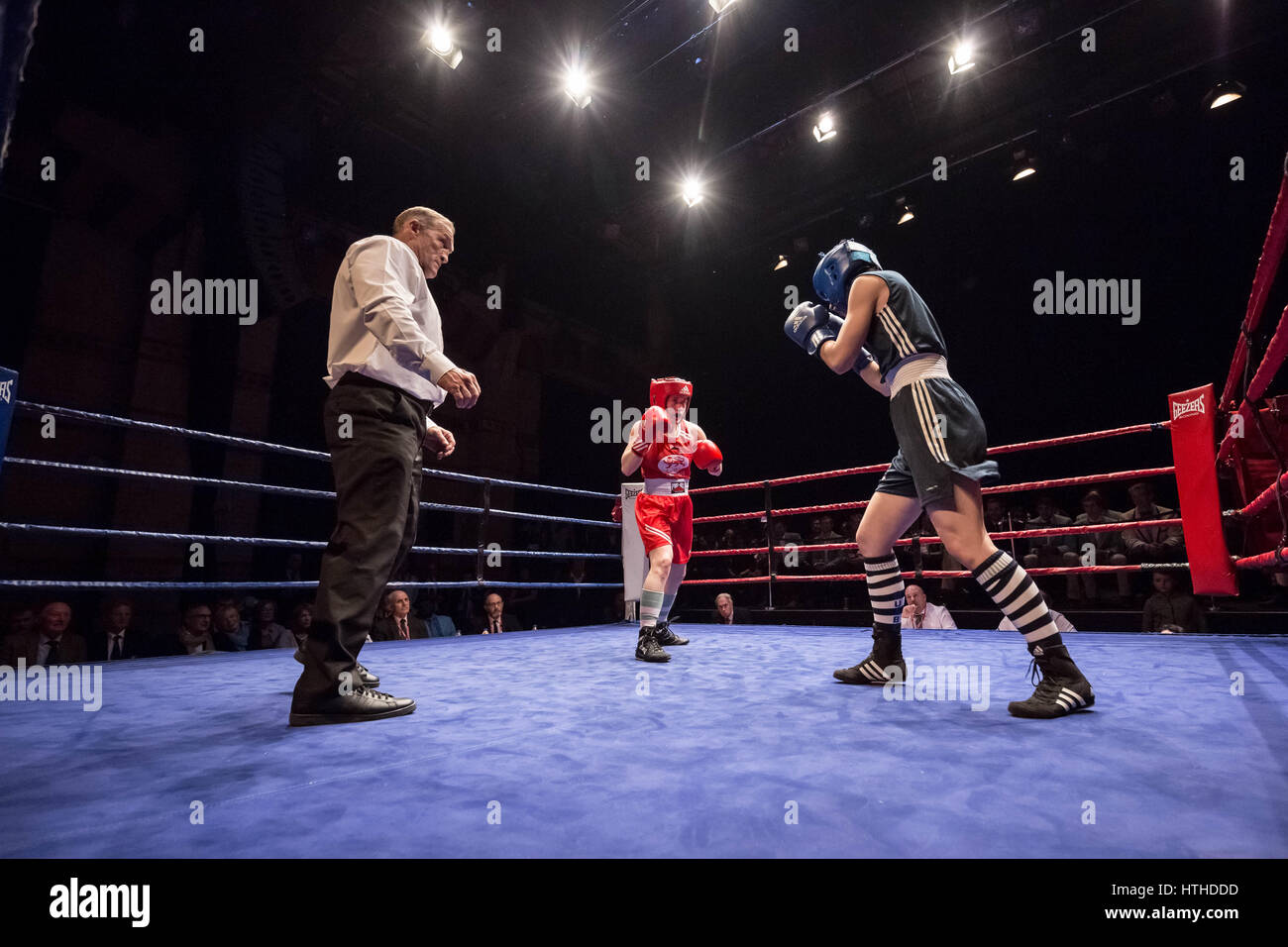 Cambridge, UK. 10th March, 2017. Katie MacVarish (Red, Cambs) v Rachel ...