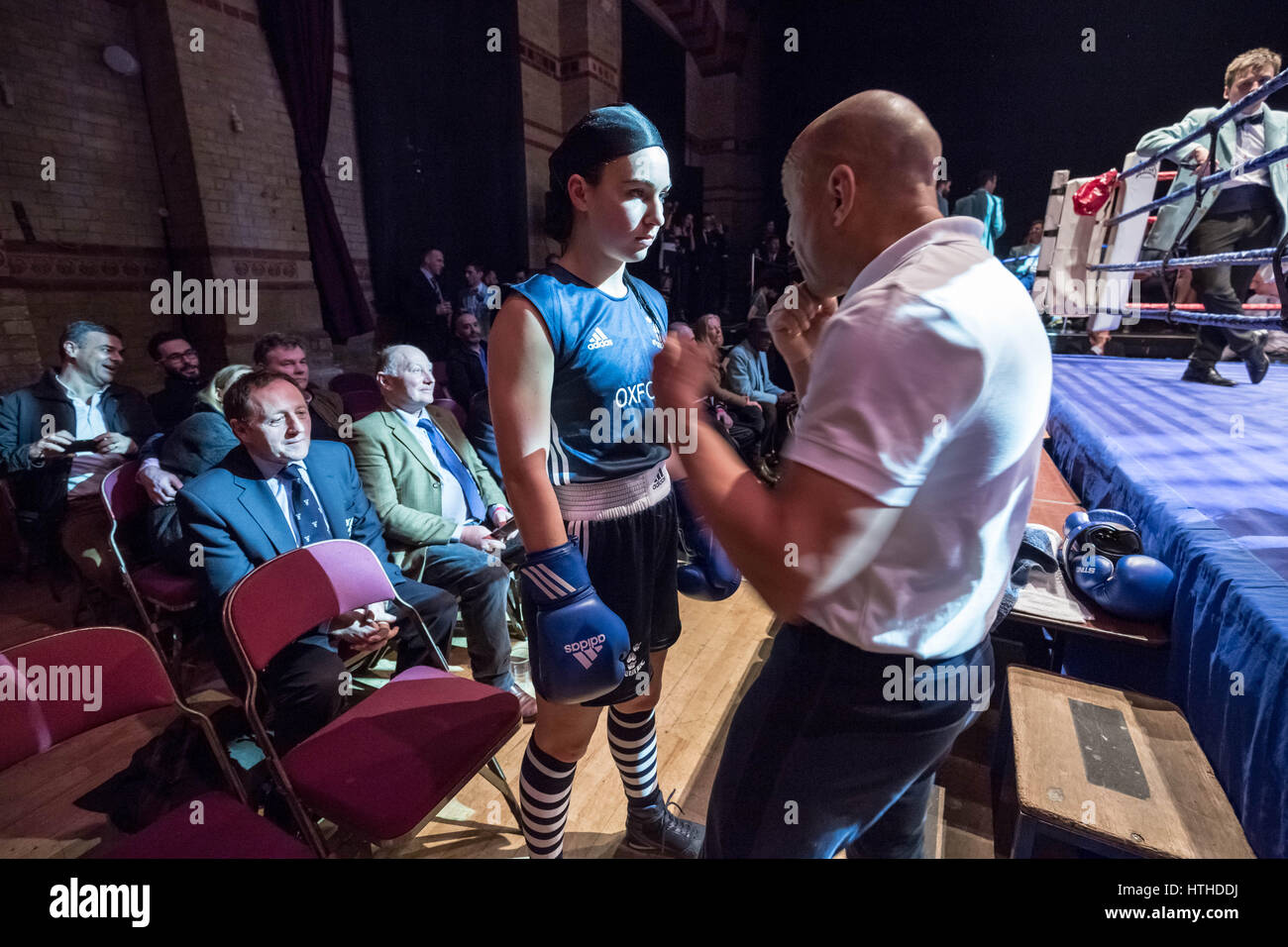 Oxford university amatuer boxing hi-res stock photography and images ...