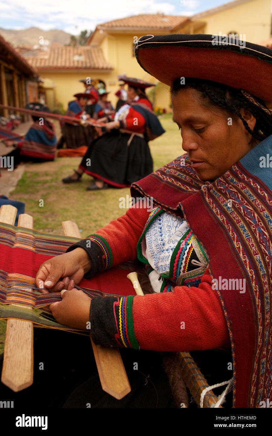 Inca weaving tradition hi-res stock photography and images - Alamy
