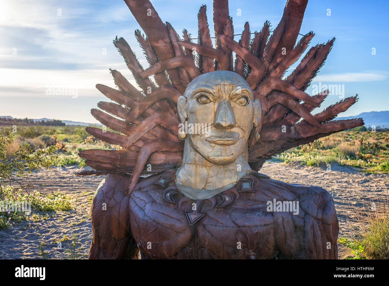 Metal indian native sculpture hi-res stock photography and images - Alamy