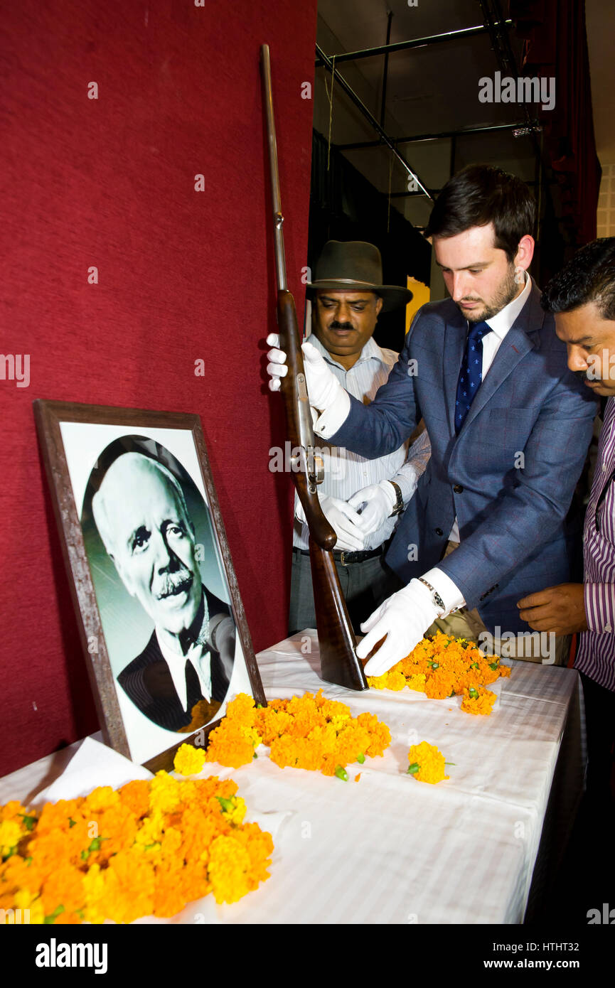 275 rifle rigby hi-res stock photography and images - Alamy