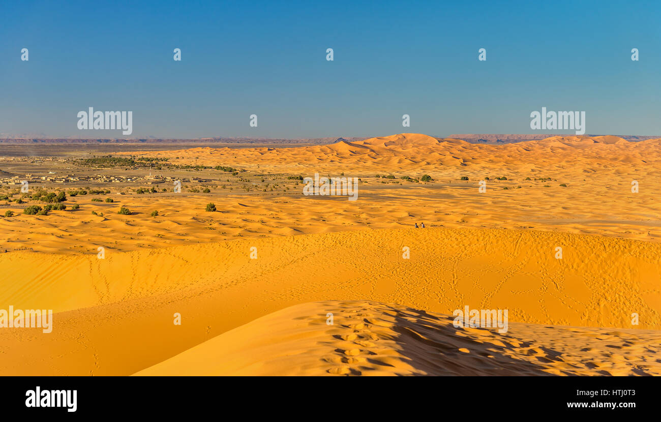 Seas of dunes of Erg Chebbi near Merzouga in southeastern Morocco Stock ...