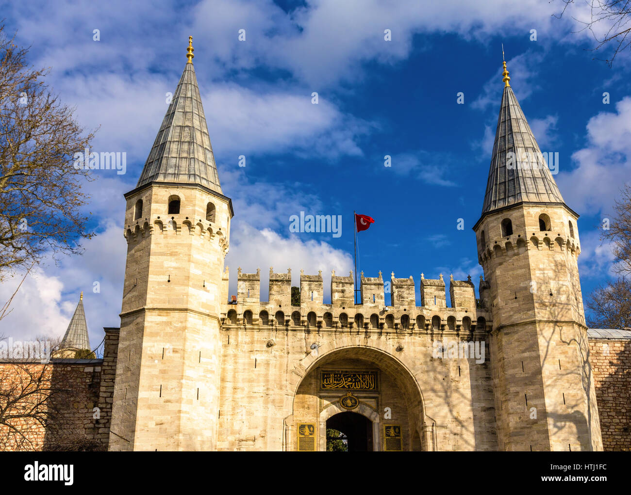 Gate of salutation topkapi palace hi-res stock photography and images ...