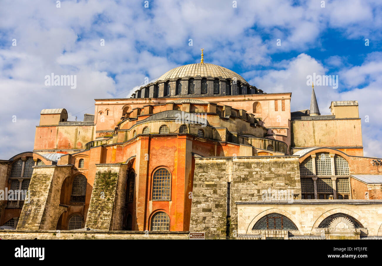 Facade of Hagia Sophia (Holy Wisdom) - Istanbul, Turkey Stock Photo - Alamy