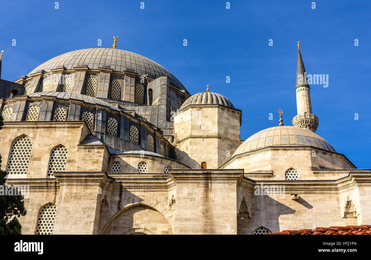 Third largest mosque hi-res stock photography and images - Alamy