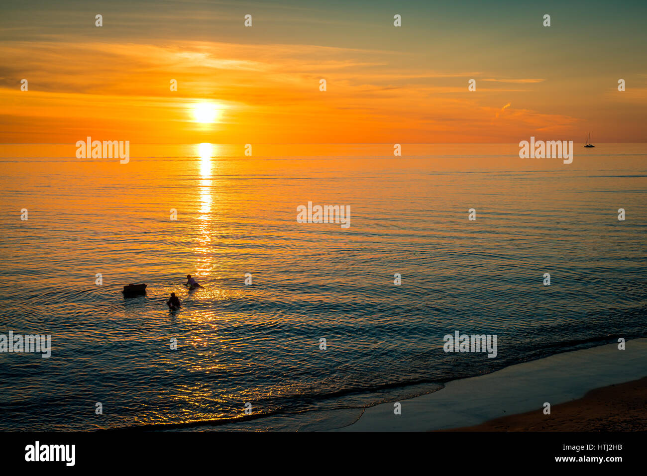 Sea swimming brighton hi-res stock photography and images - Alamy