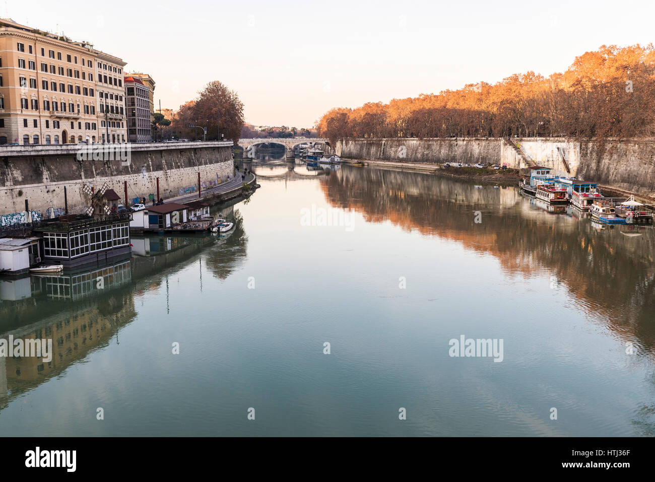 Bridge over the Tiber river passing through Rome, Italy Stock Photo - Alamy