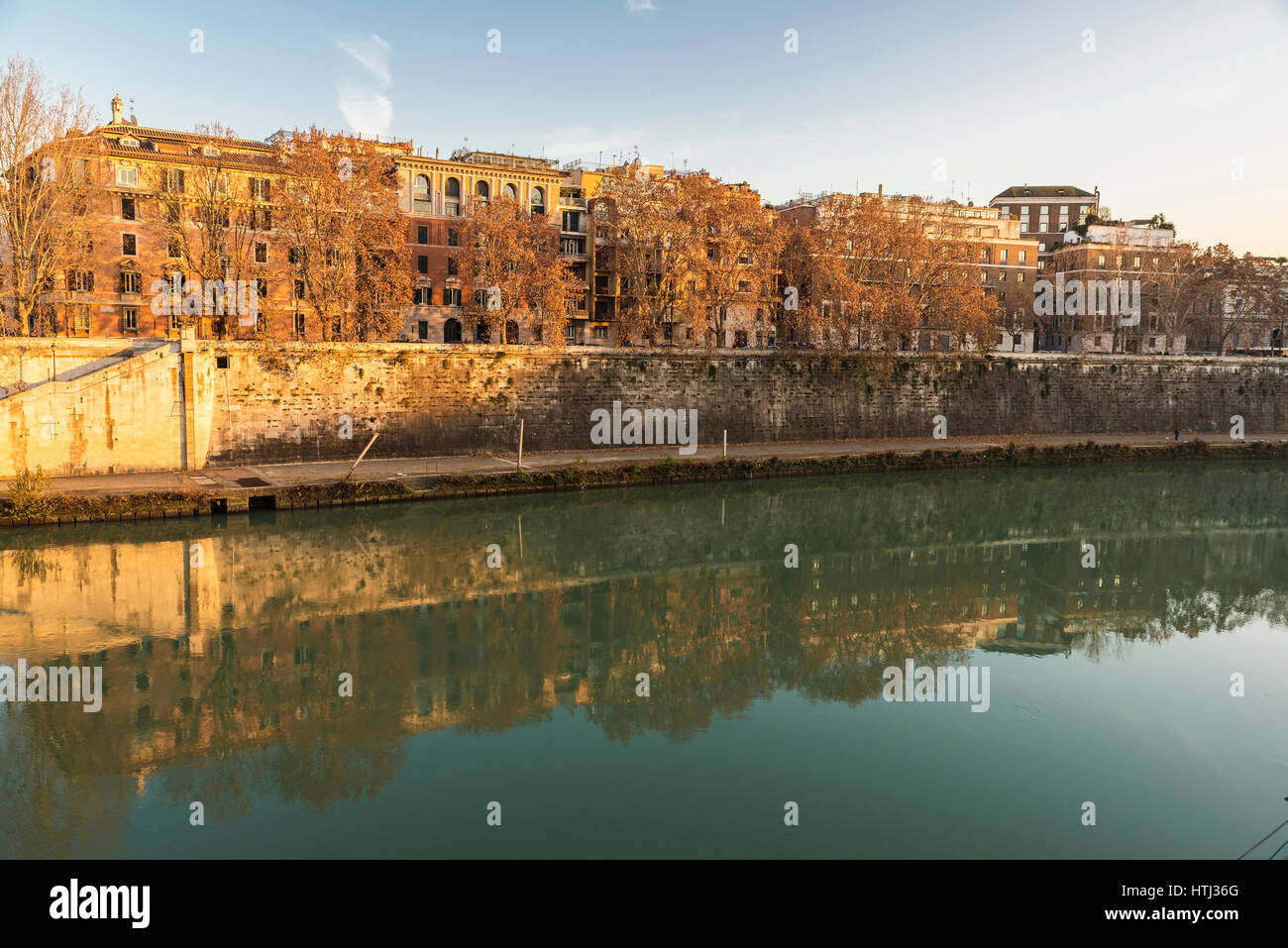 Tiber river passing through Rome, Italy Stock Photo - Alamy