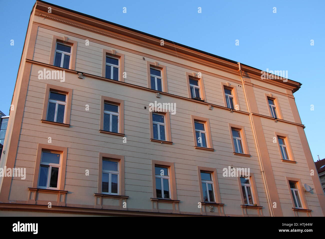 Repair and reception facilities hi-res stock photography and images - Alamy