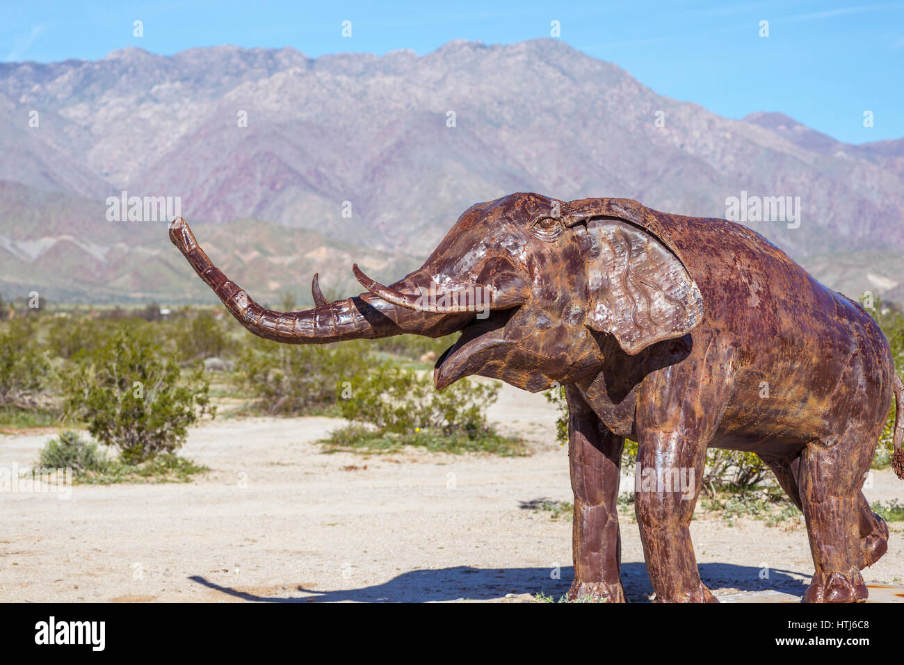 Metal sculpture artwork (by Ricardo Breceda). Borrego Springs ...