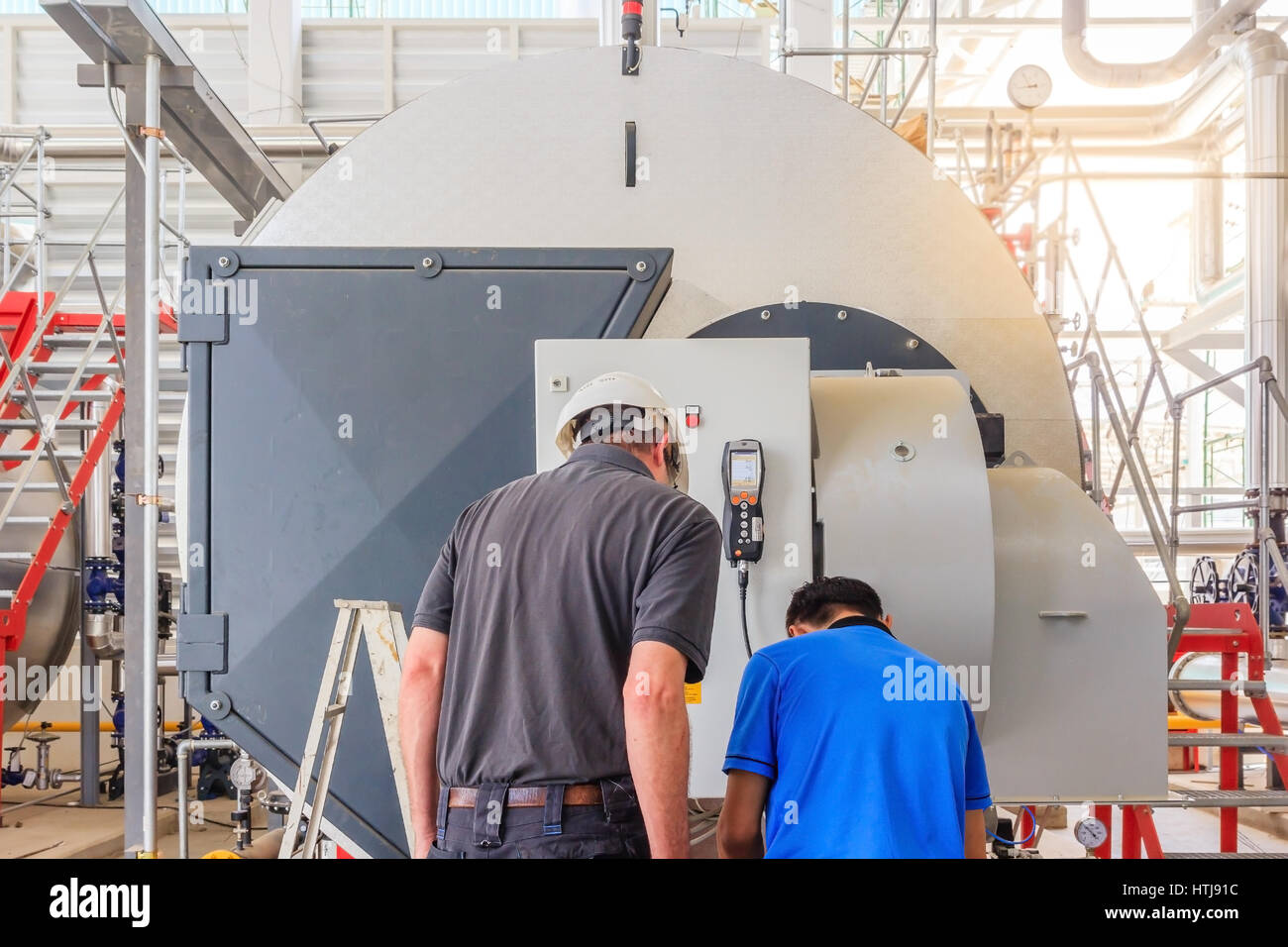 Maintenance gas equipment hi-res stock photography and images - Alamy