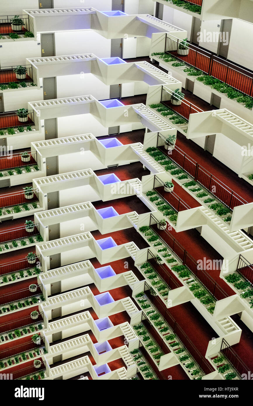 Interior of Hyatt Regency Hotel Atlanta, Georgia, USA Stock Photo - Alamy
