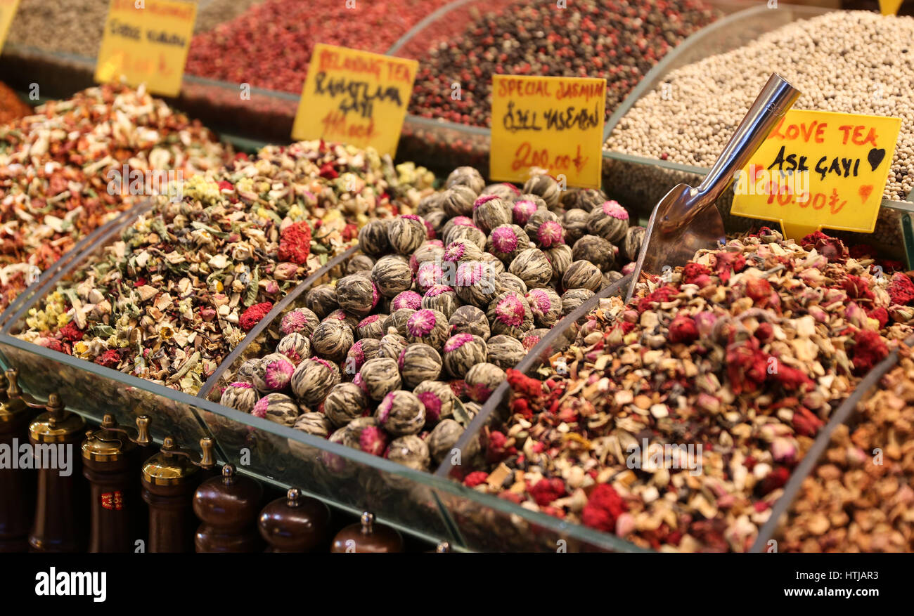 Teas in Spice Bazaar, Istanbul City, Turkey Stock Photo - Alamy