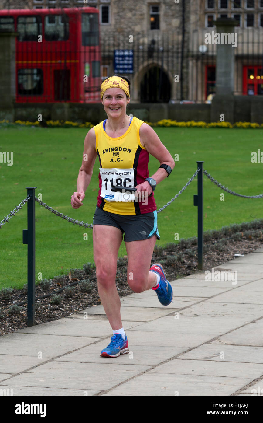 Female relay runner hi-res stock photography and images - Alamy