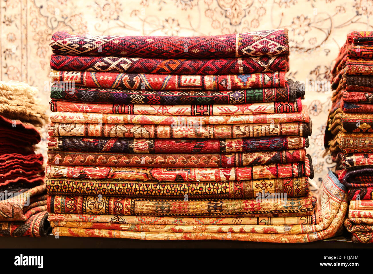 Turkish Carpets in Grand Bazaar, Istanbul, Turkey Stock Photo - Alamy