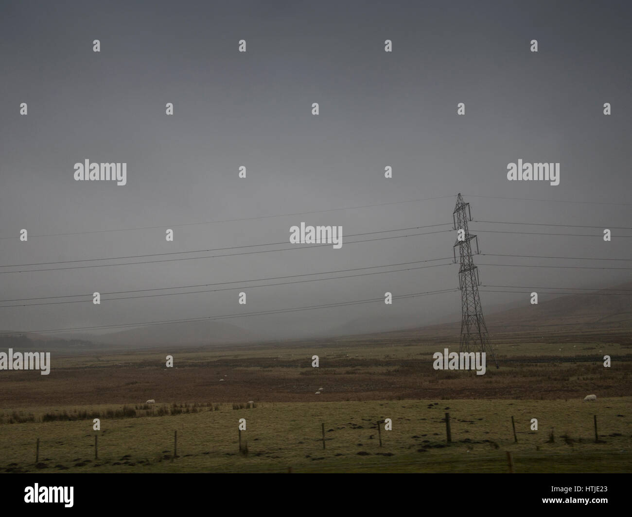 National grid pylons hi-res stock photography and images - Alamy
