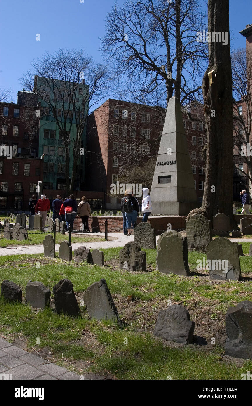 Ground cemetery graves old hi-res stock photography and images - Alamy