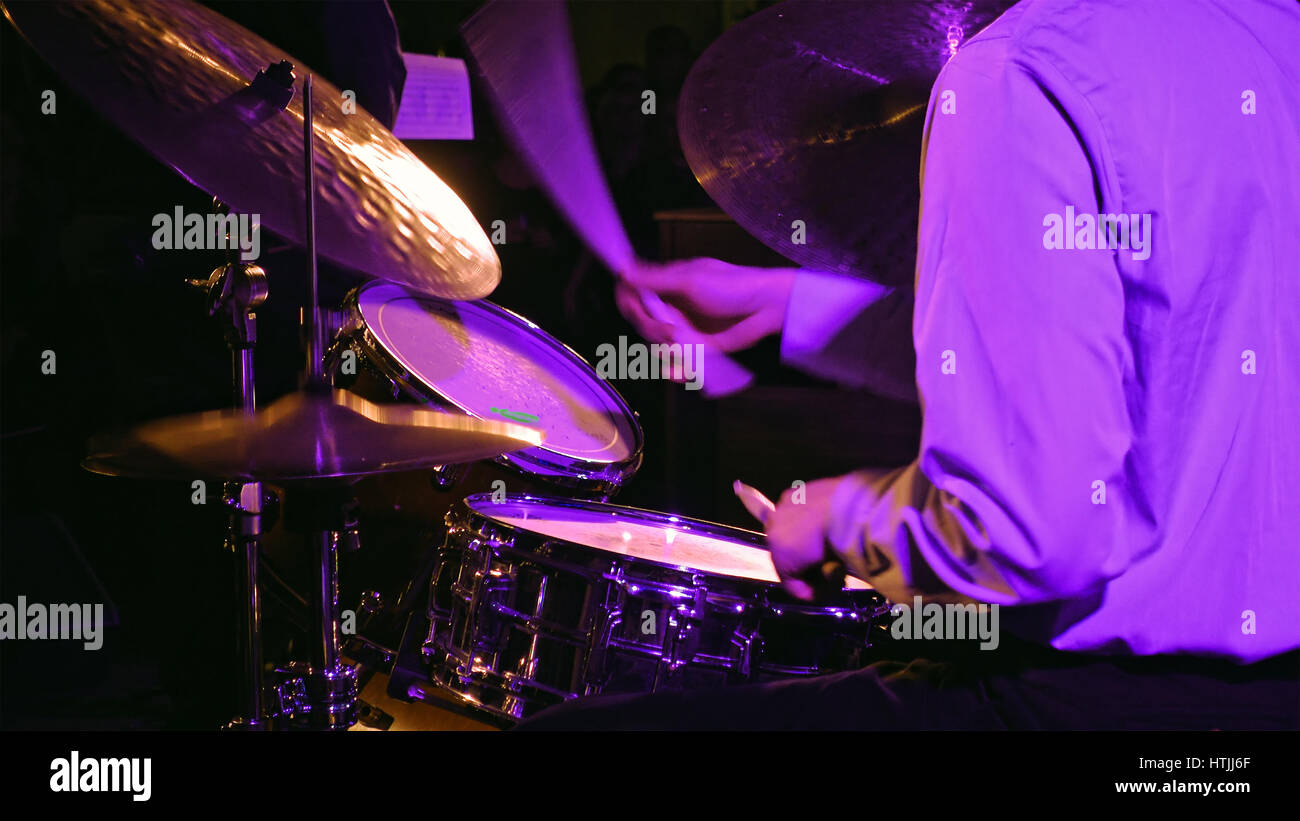 Concert stage set up hi-res stock photography and images - Alamy