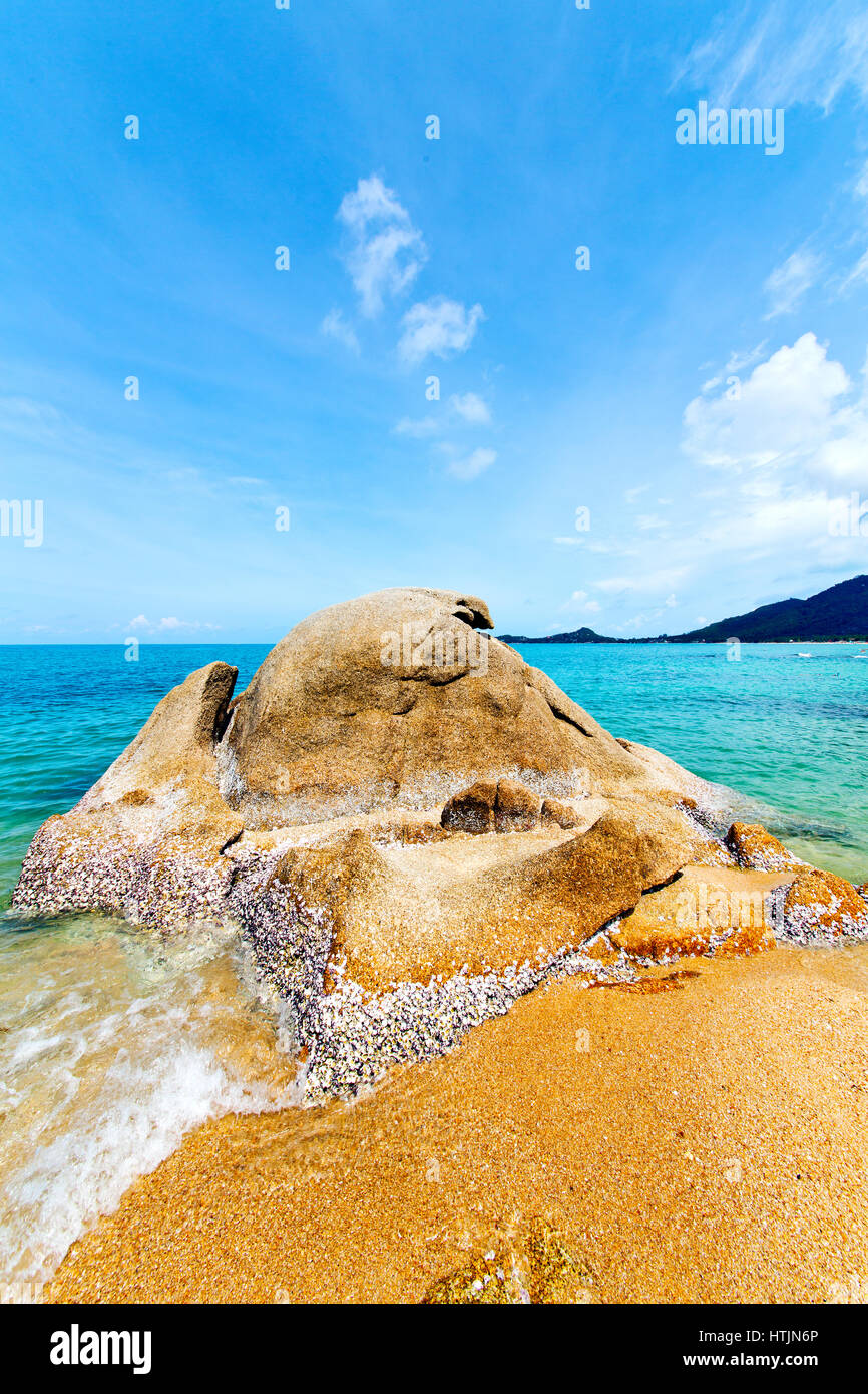asia kho tao bay isle white beach rocks in thailand and south china sea ...
