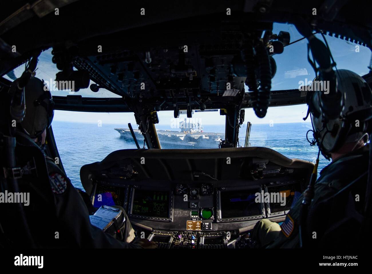 Helicopter Cockpit Military Stock Photos & Helicopter Cockpit Military ...