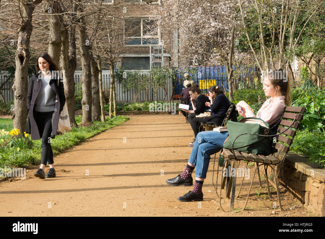 Gordon square london hi-res stock photography and images - Alamy