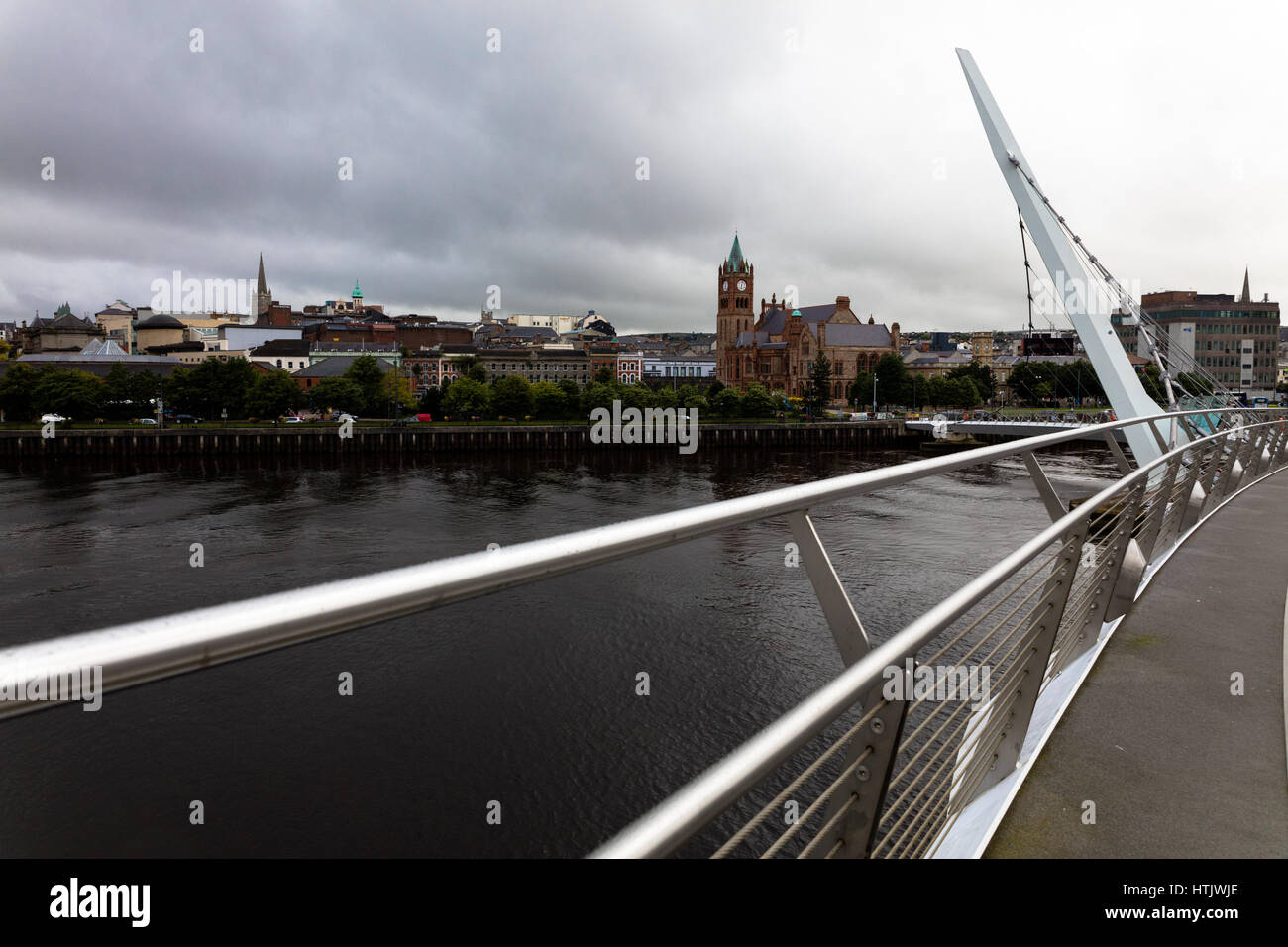 view of the Peace Bridge in Londonderry, Northern Ireland Stock Photo ...
