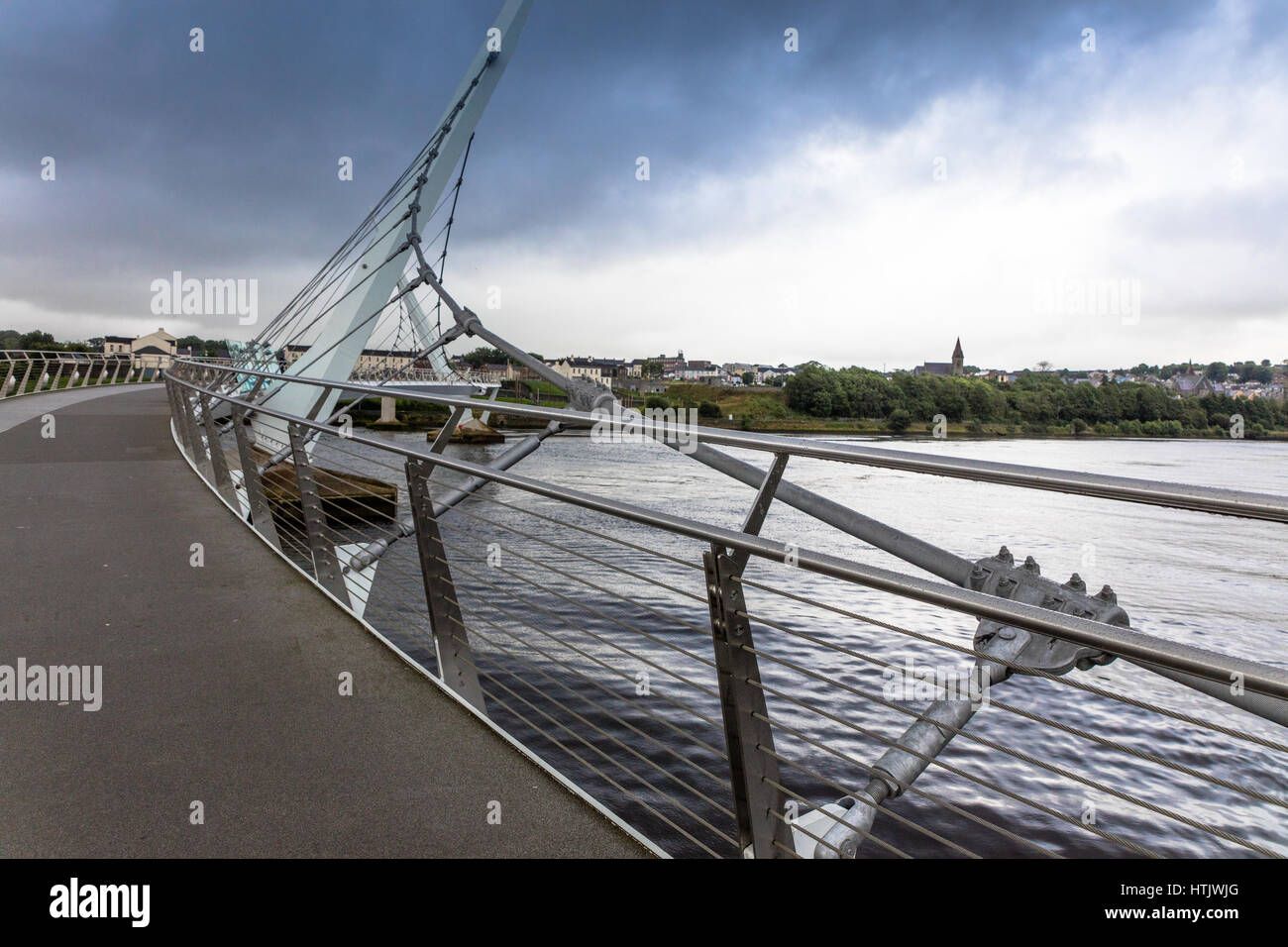 Footbridge in londonderry hi-res stock photography and images - Alamy