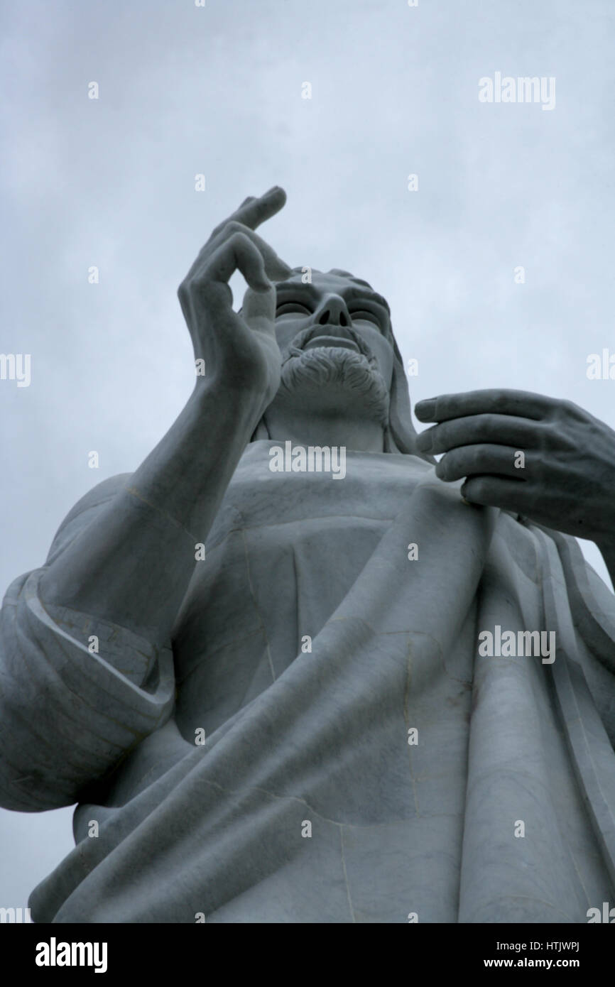 Havana jesus christ statue hi-res stock photography and images - Alamy
