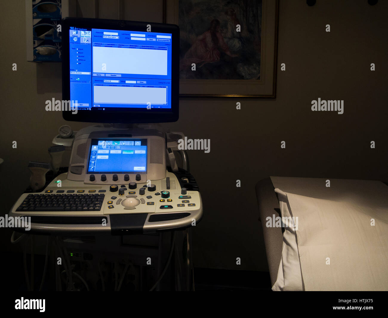 Ecg machine hospital hi-res stock photography and images - Alamy