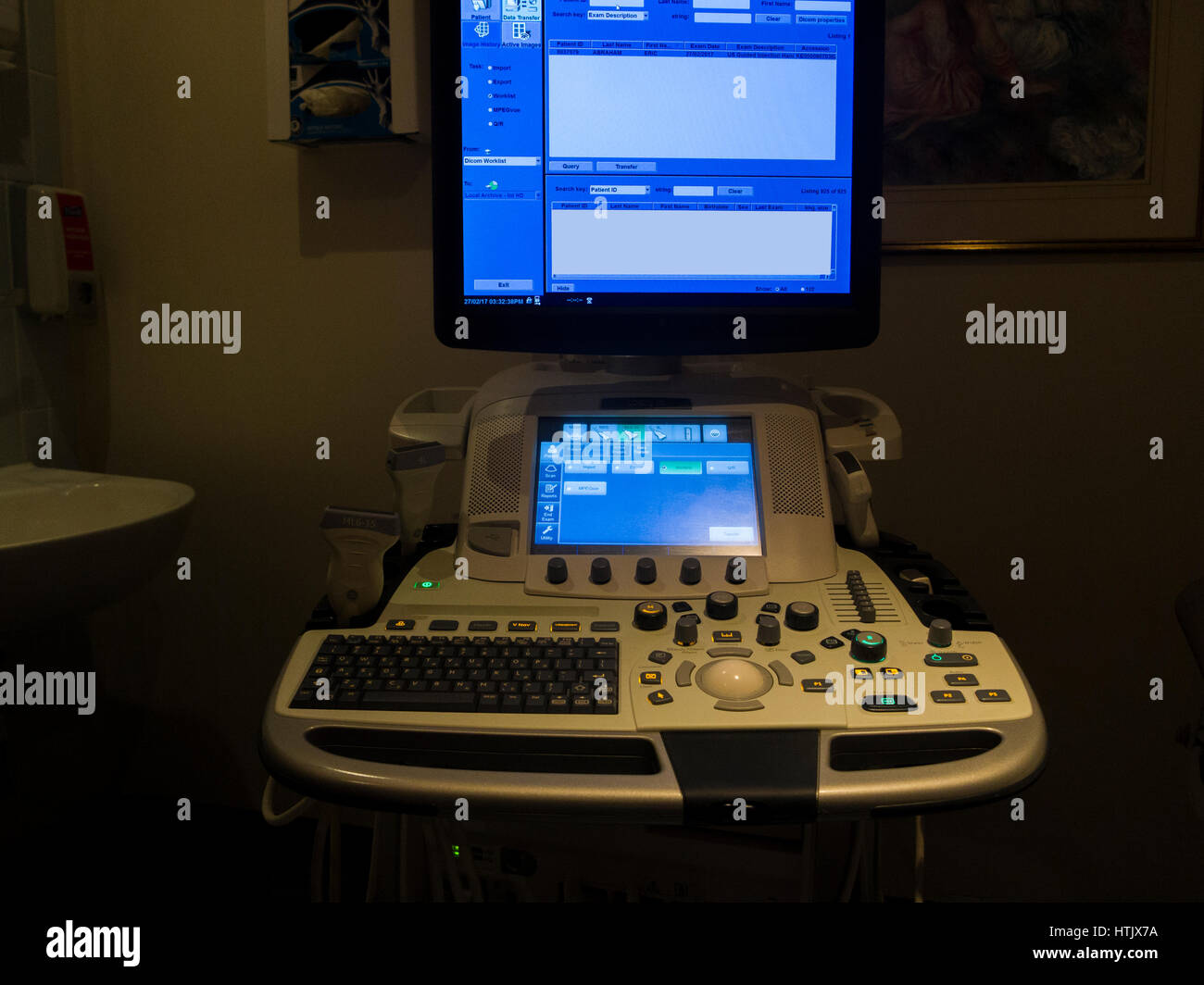 Ecg machine hi-res stock photography and images - Alamy