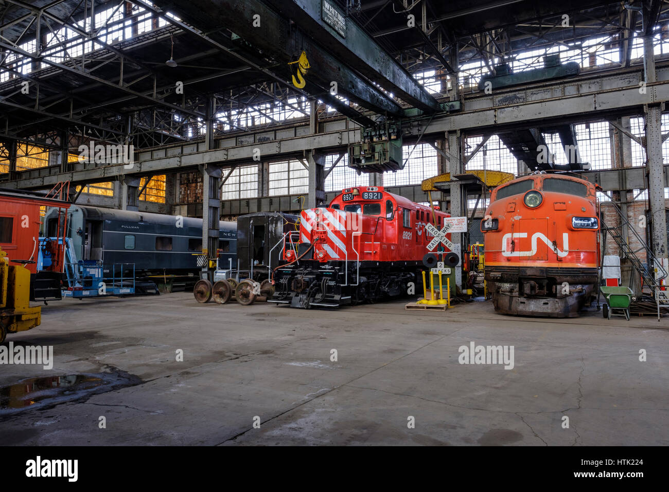 County trains hi-res stock photography and images - Alamy