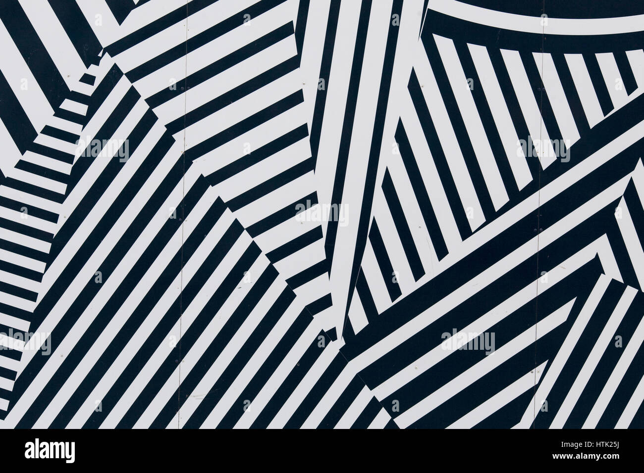 Repeated lines hi-res stock photography and images - Alamy