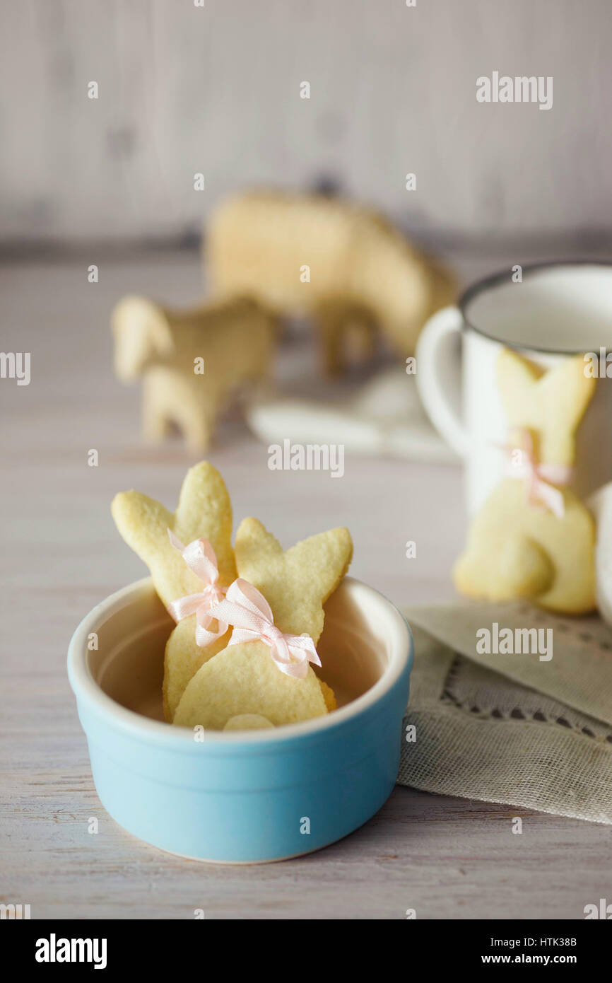 Handmade rabbit hi-res stock photography and images - Alamy