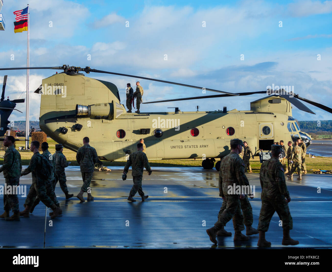 Chinook us army germany hi-res stock photography and images - Alamy
