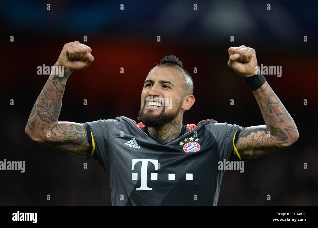 Munich's Arturo Vidal celebrates his 1:4 goal during the Champions ...
