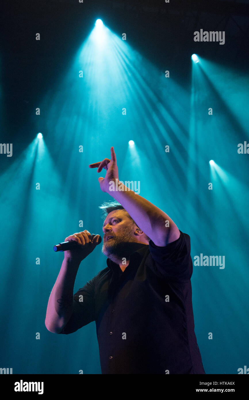 Edinburgh, UK. 12th Mar, 2017. Singer Guy Garvey of English band Elbow ...