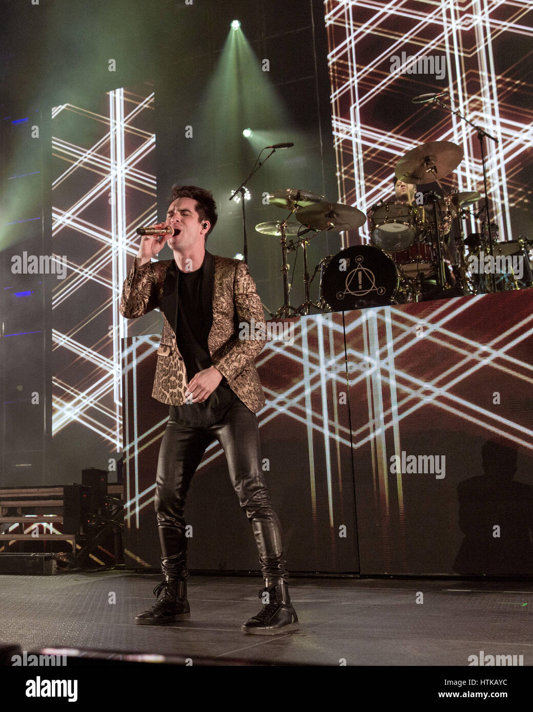 Rosemont, Illinois, USA. 11th Mar, 2017. BRENDON URIE and DAN PAWLOVICH ...