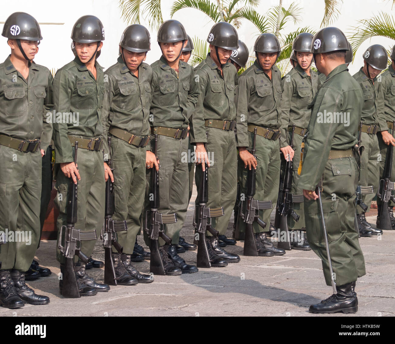 Bangkok, Thailand. 14th Nov, 2006. Royal Thai Army soldiers of The King ...