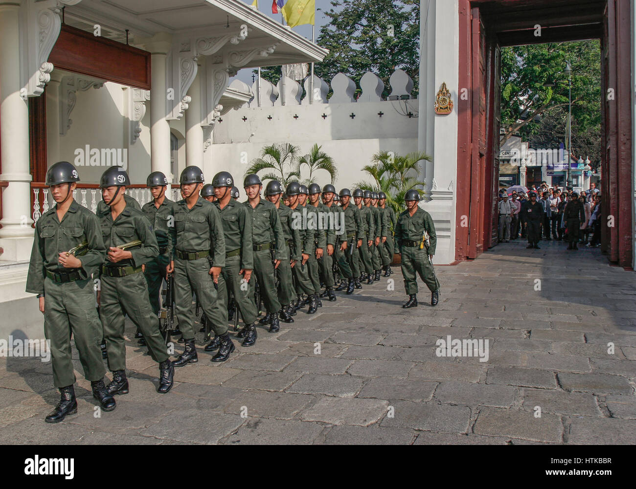 Bangkok, Thailand. 14th Nov, 2006. Royal Thai Army soldiers of The King ...