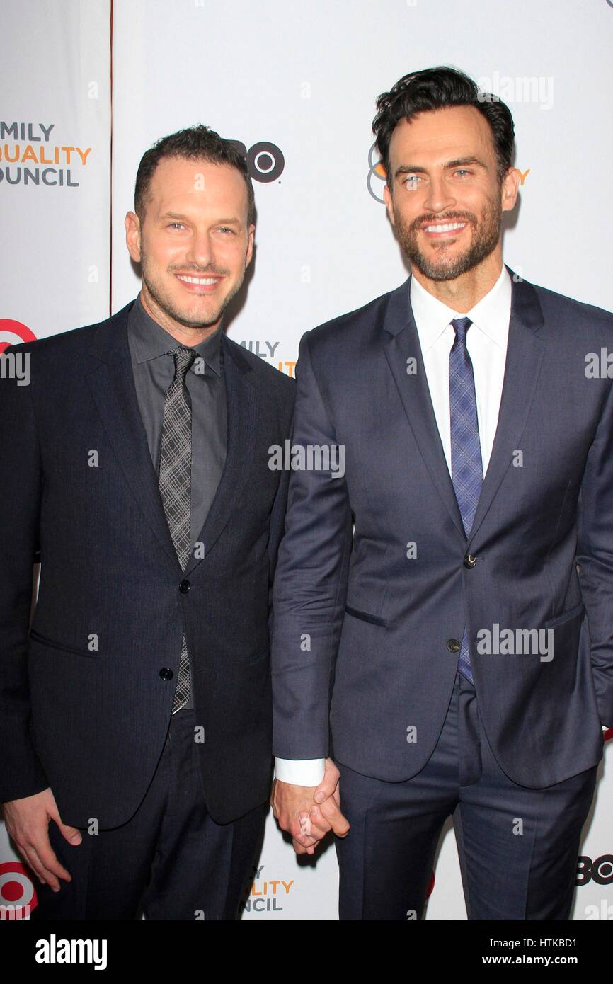 Jason landau cheyenne jackson hi-res stock photography and images - Alamy