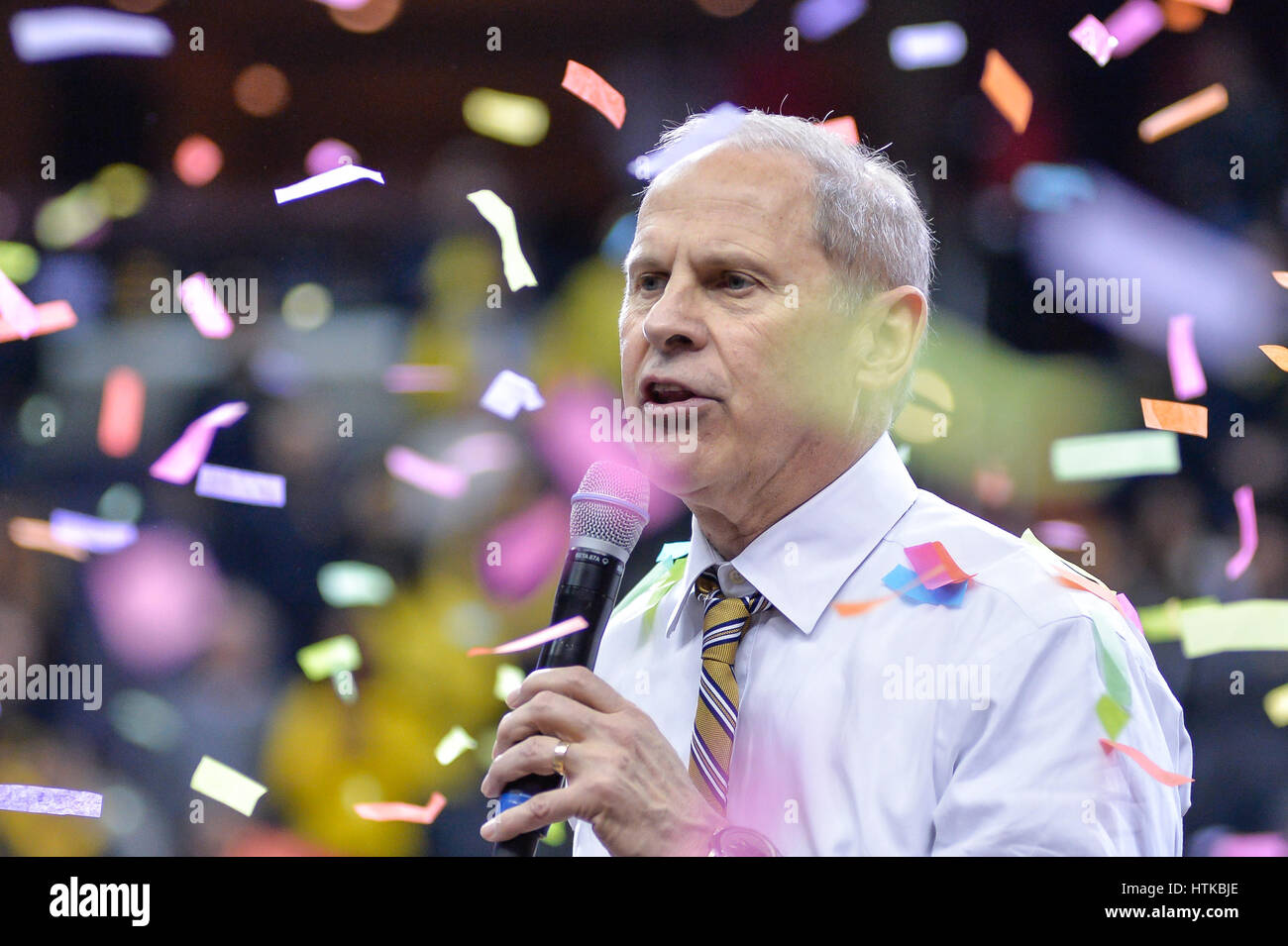 John beilein coach hi-res stock photography and images - Alamy