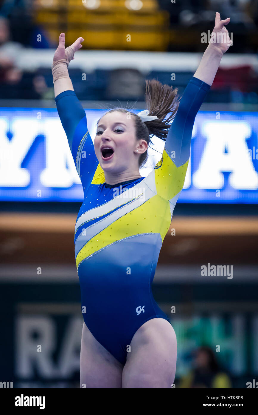 George washington university colonials hi-res stock photography and ...