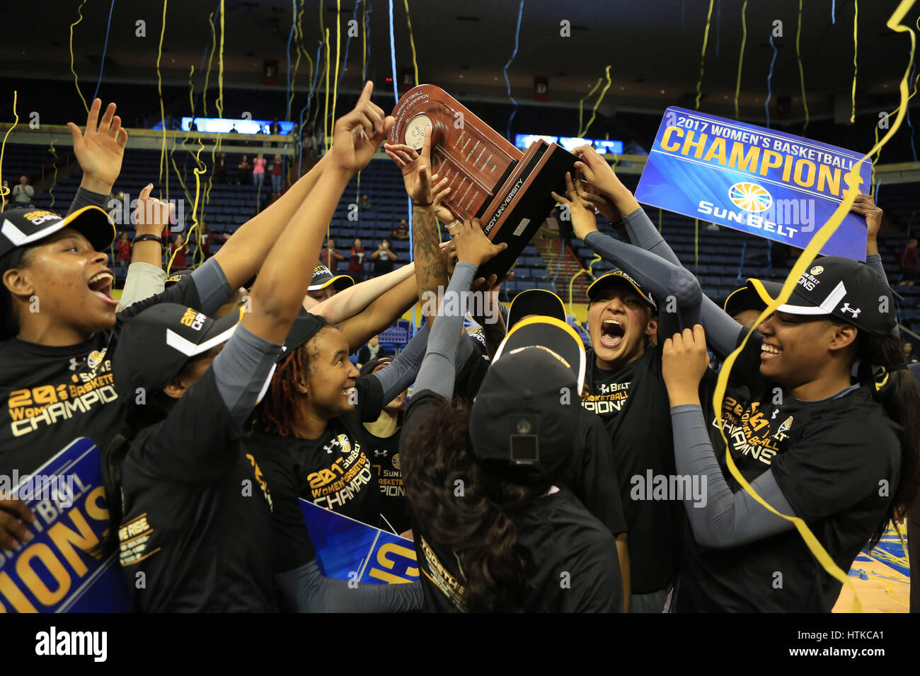 March 12, 2017 - Troy Trojans hold up the Championship trophy after ...