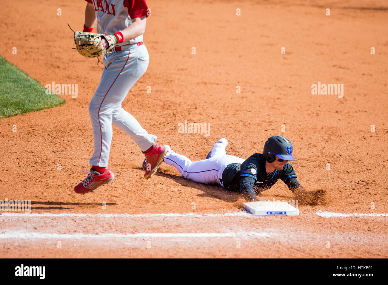 LEXINGTON, KY - MARCH 12: University of Kentucky infielder Tyler ...