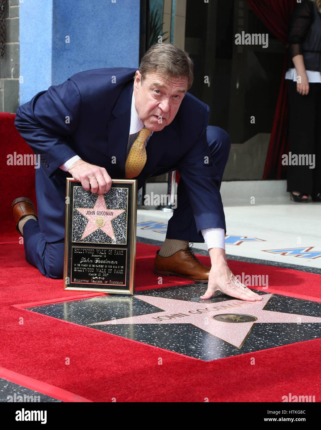 John goodman walk of fame star ceremony hi-res stock photography and ...