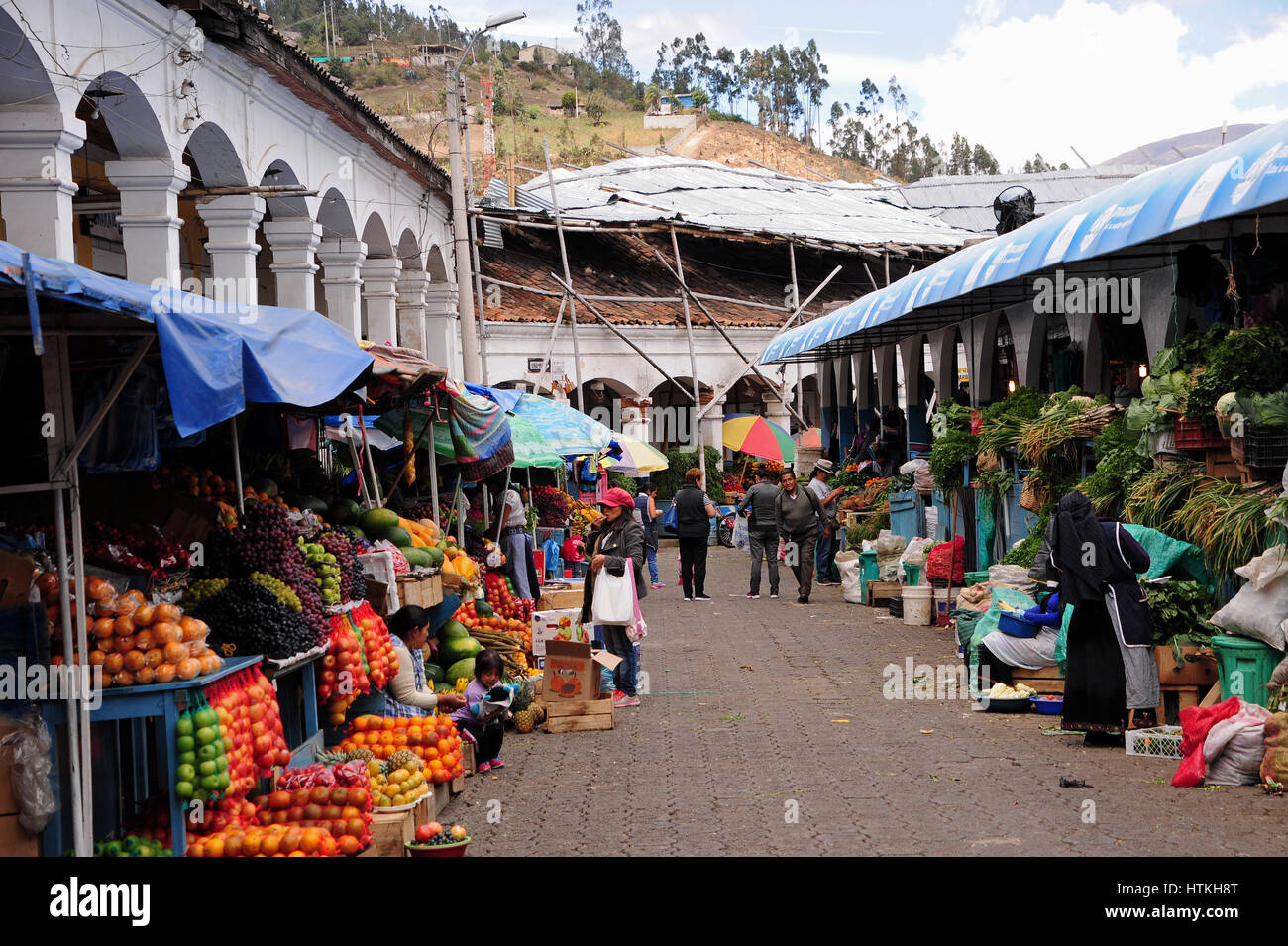 Otavalo, Ecuador. 14th Oct, 2016. The small town of Otavalo in Northern ...