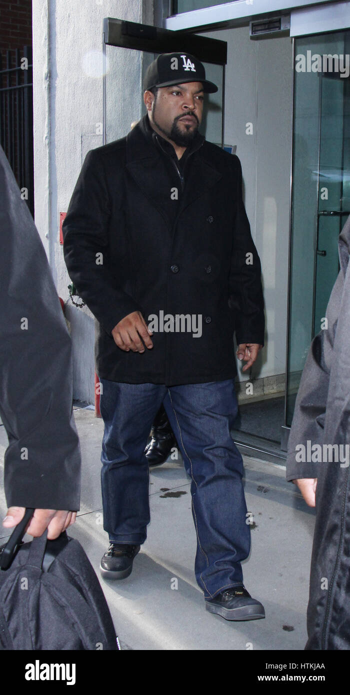 New York, USA 13th March 2017 Ice Cube spotted arriving at CBS This ...