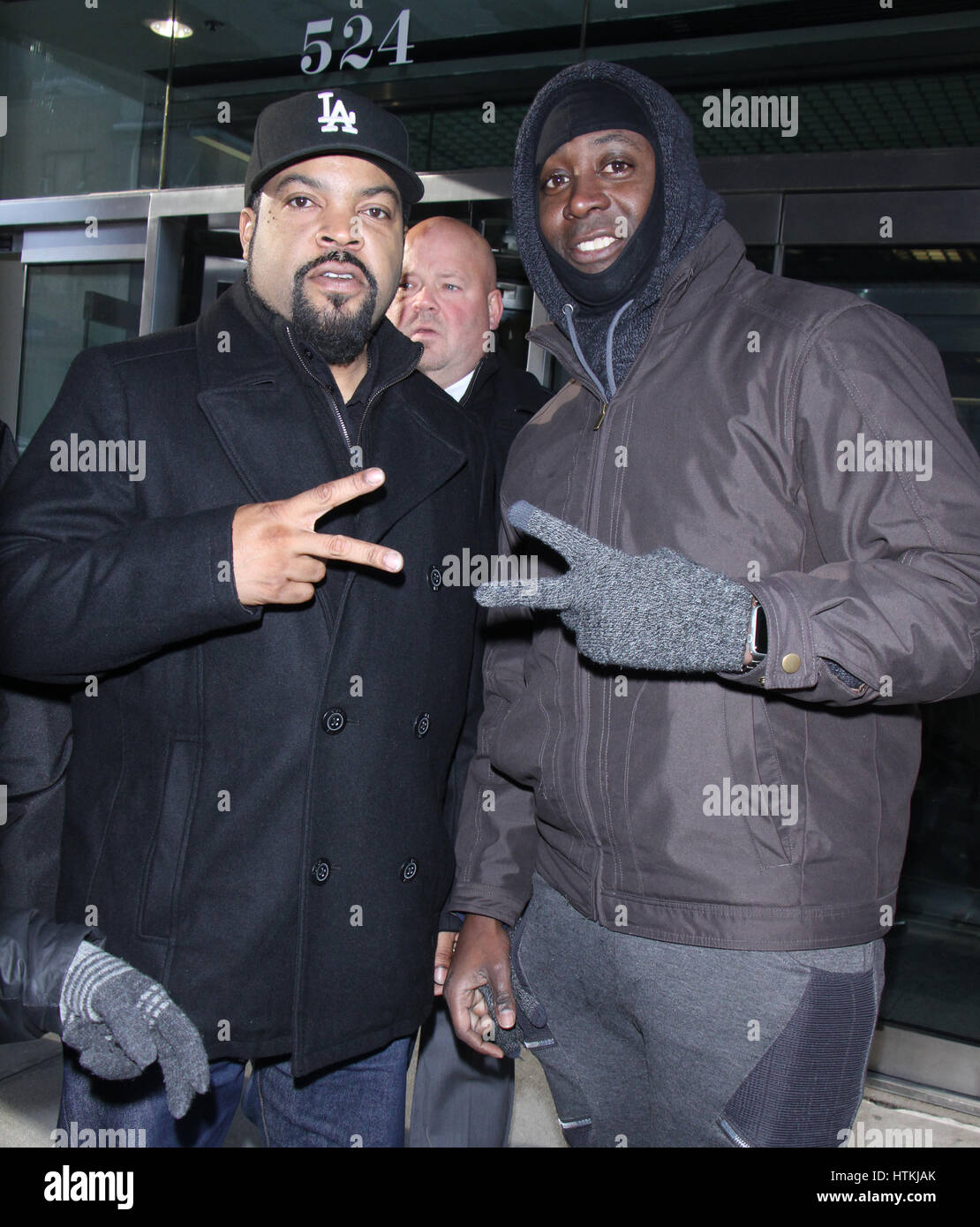 Cbs cube hi-res stock photography and images - Alamy