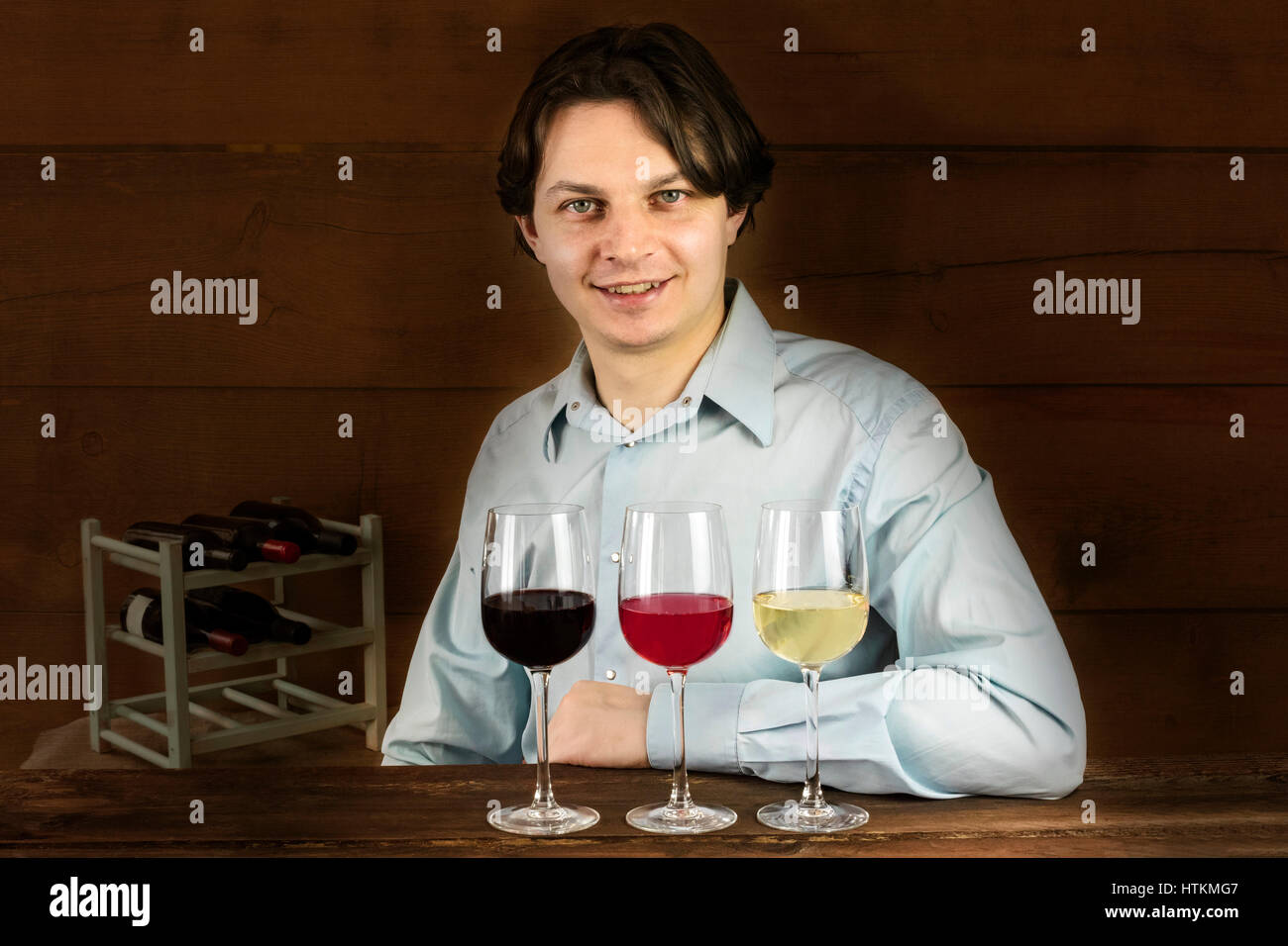 Enologist hi-res stock photography and images - Alamy