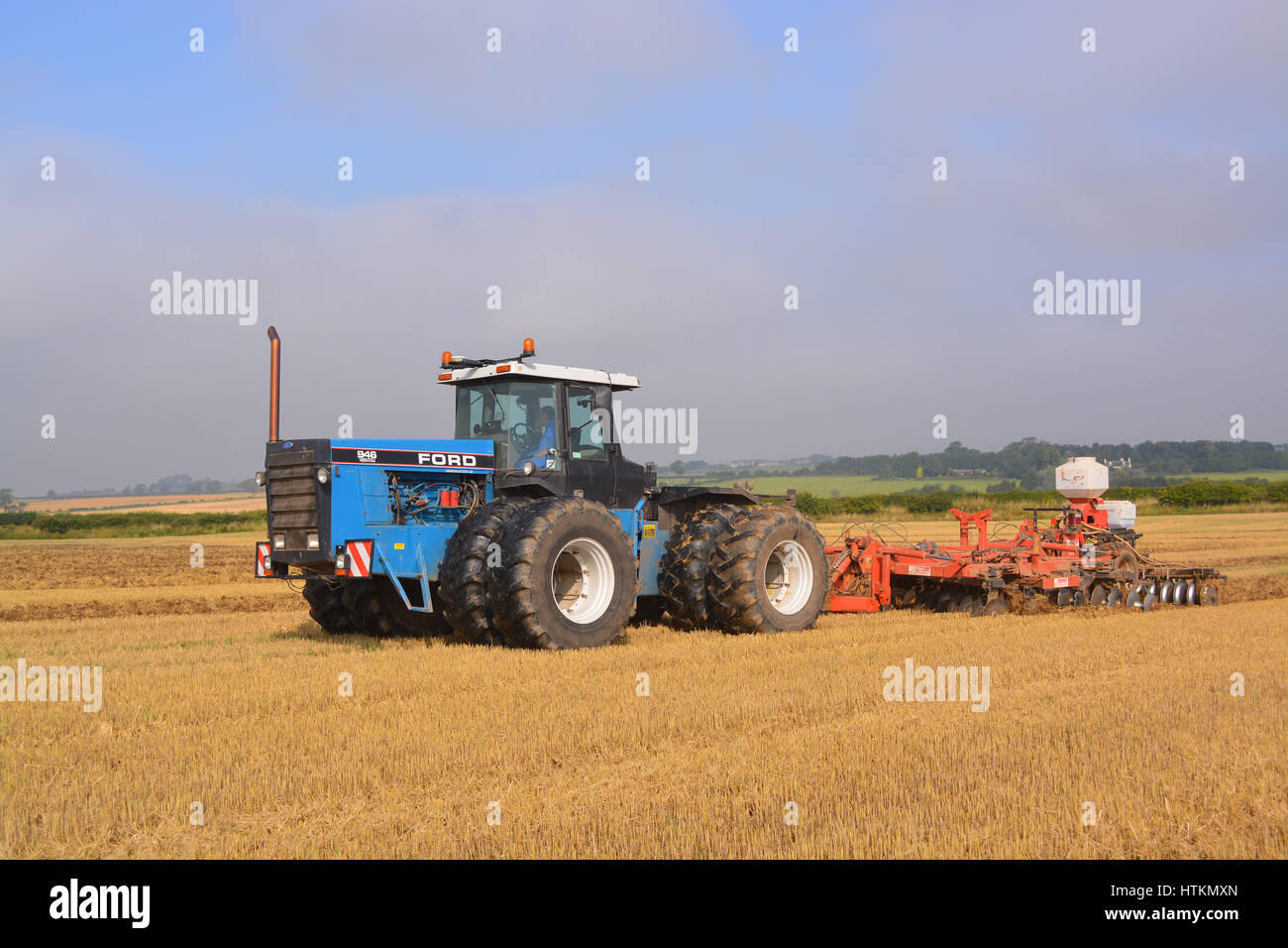Versatile tractor hi-res stock photography and images - Alamy